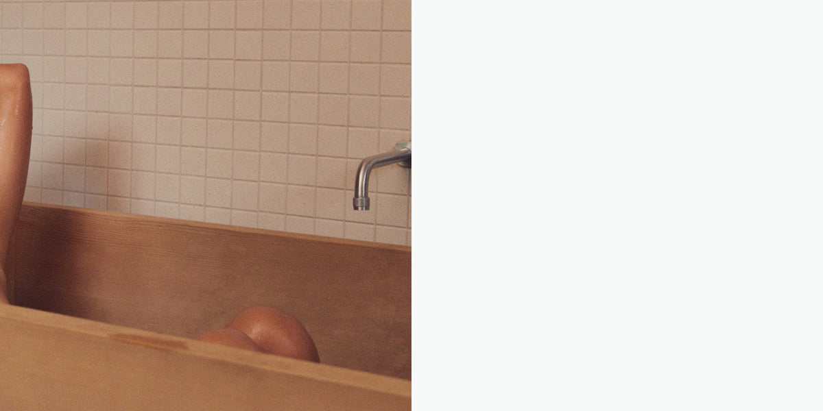 Baina – PAPER PLANE